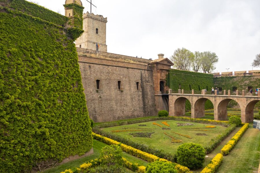 Montjuïc à Barcelone : que faire et voir, guide pratique